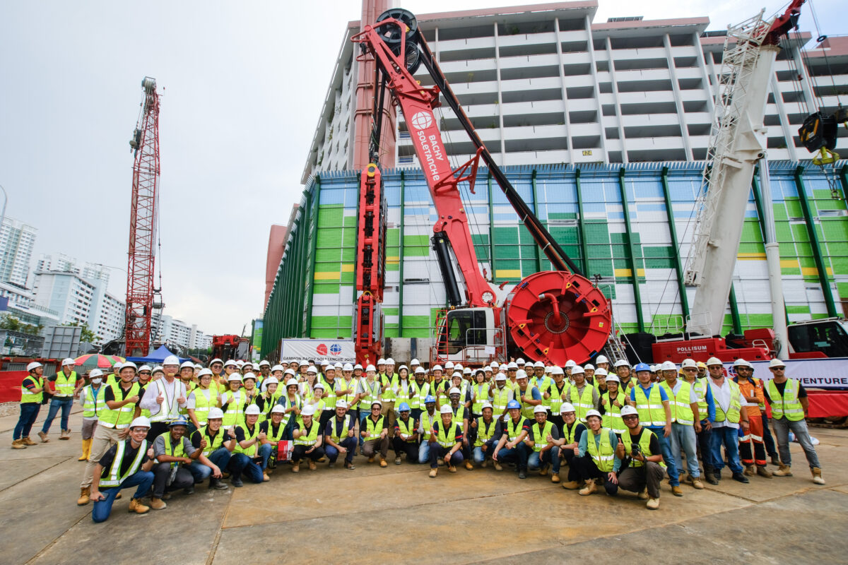 Inauguration of HF8C Hydrofraise® with Gripper - BSS