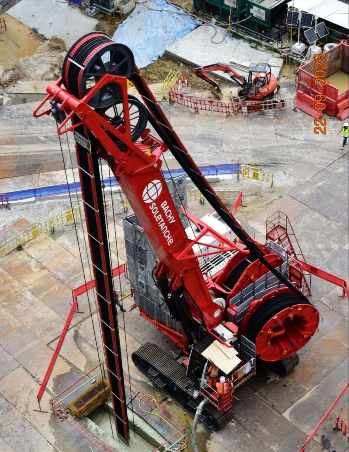 Solutions for Diaphragm Wall - Bachy Soletanche Singapore